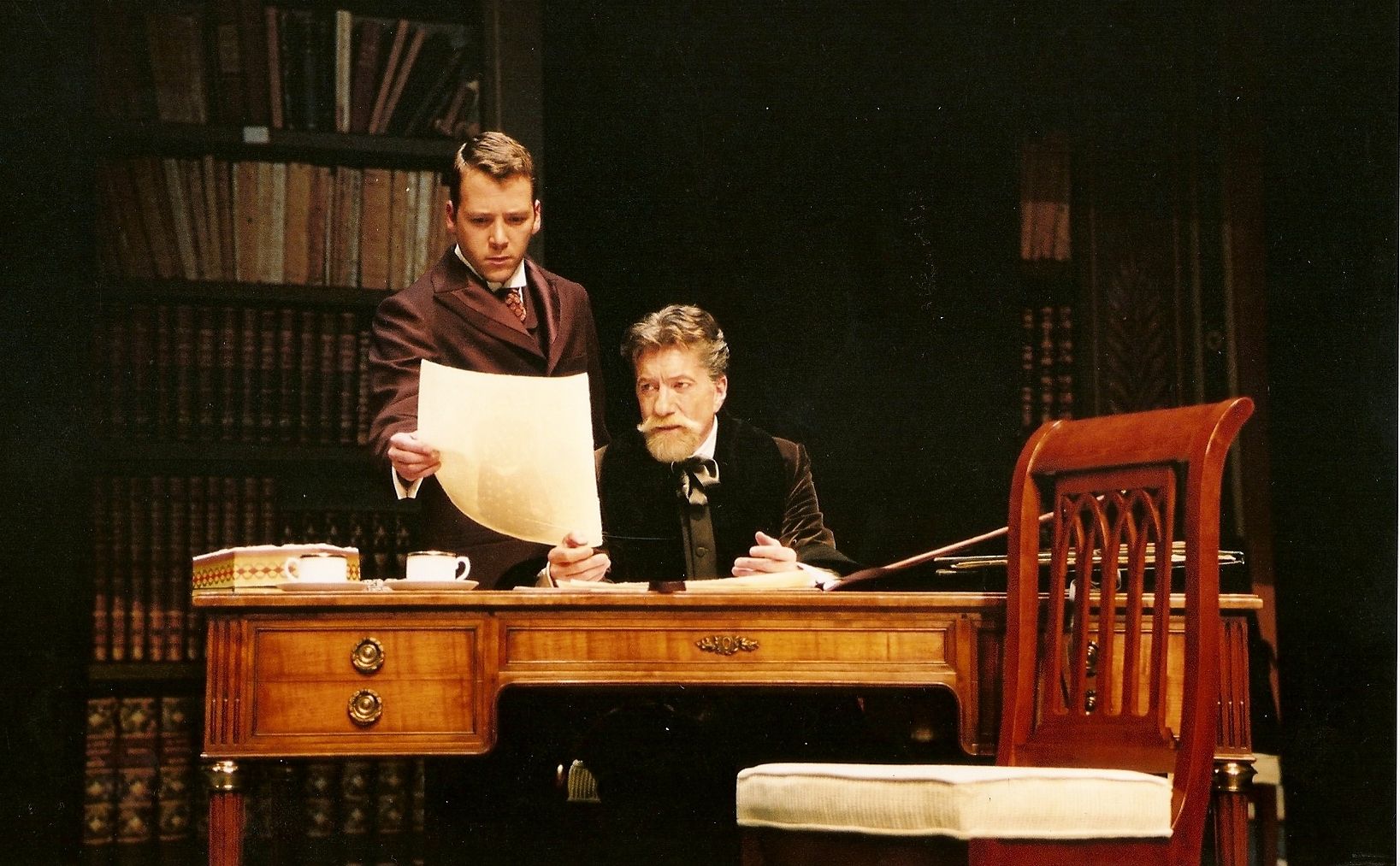 “Caminho Solitário”, de Arthur Schnitzler, Encenação de Rogério de ...
